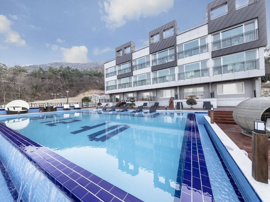 Fachada da propriedade