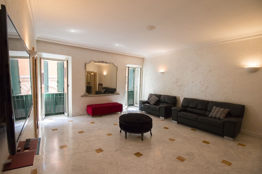 Apartamento Grande De Lujo Con Terraza Cerca De La Plaza De España - Roma