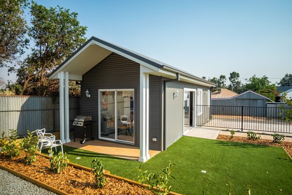 Kirsten Accommodation Parkes - Parkes