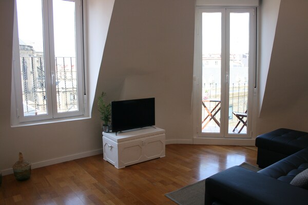 Wohnung Mit Blick Auf Die Kathedrale, Terrasse, Wlan, Parkplatz Inklusive - Donostia-San Sebastián