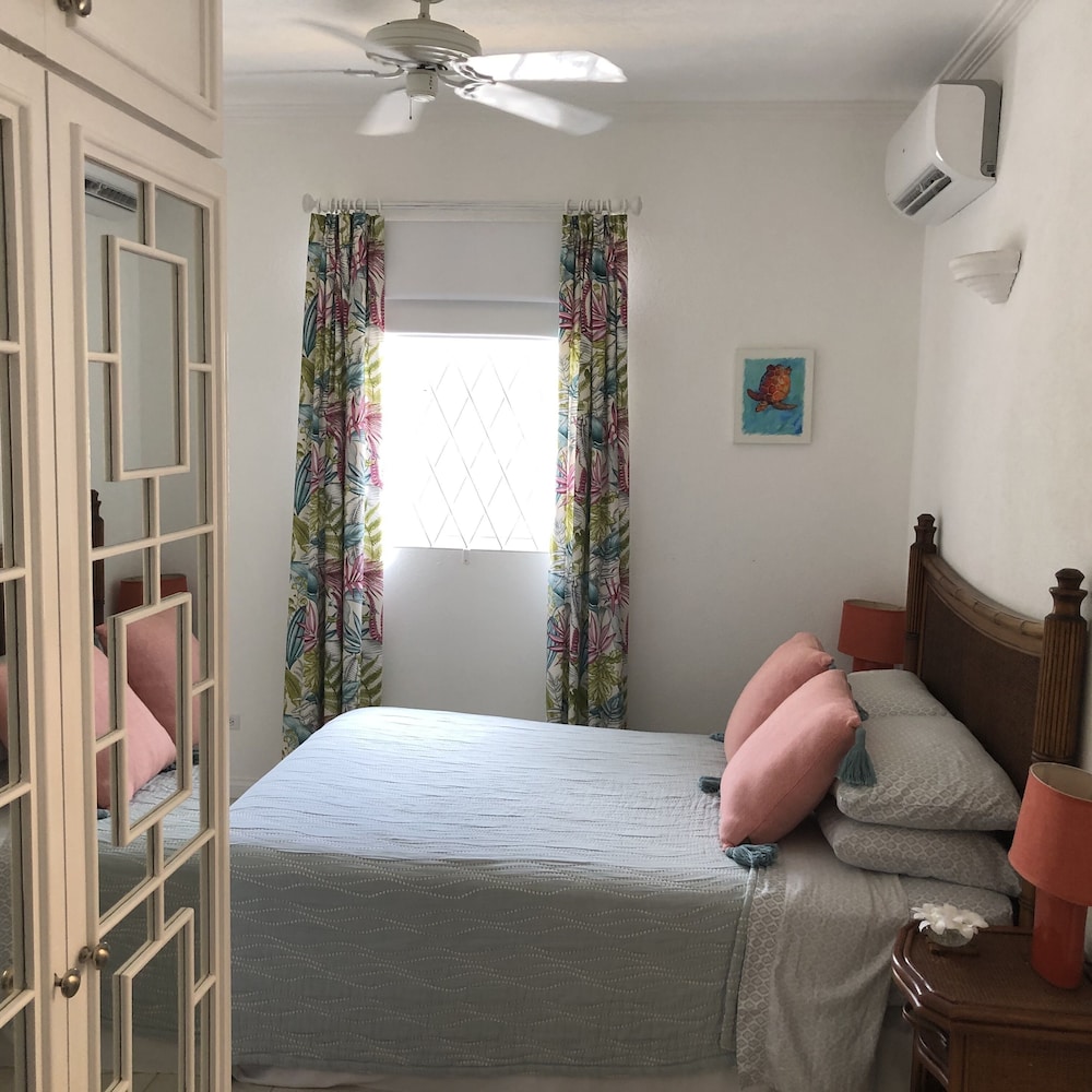 Apt#7 Beautiful 1 Bedroom On South Coast With Pool - Bridgetown, Barbados