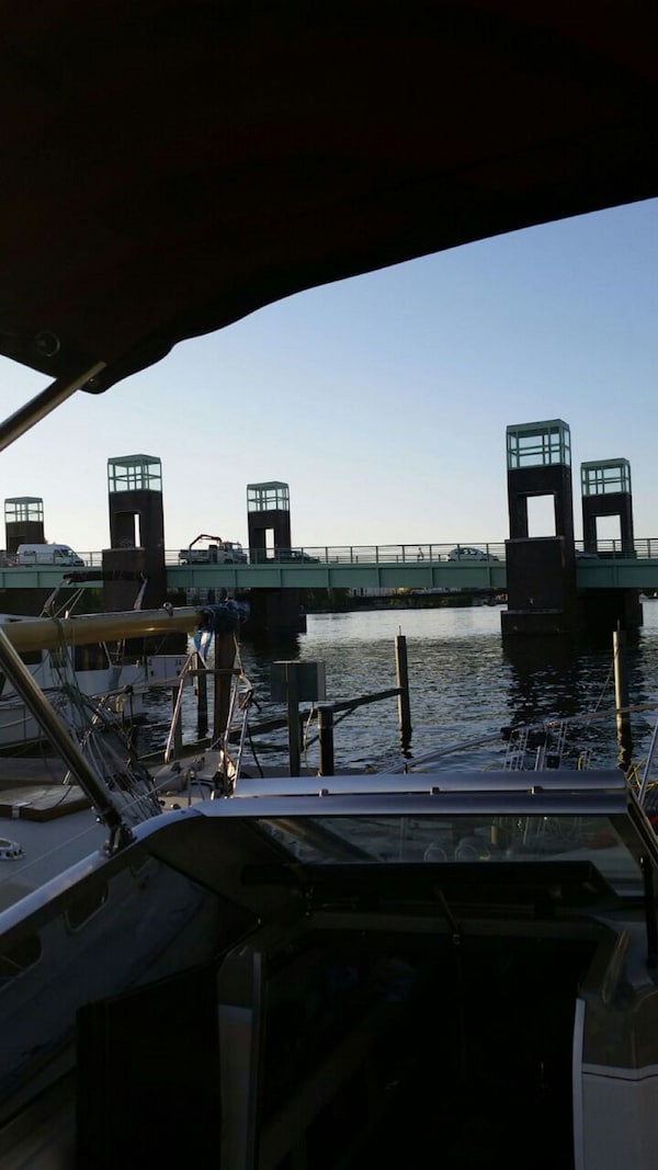 Komfortables Hausboot In Berlin Und Brandenburg! Mit Und Ohne Führerschein!!!! - Hennigsdorf