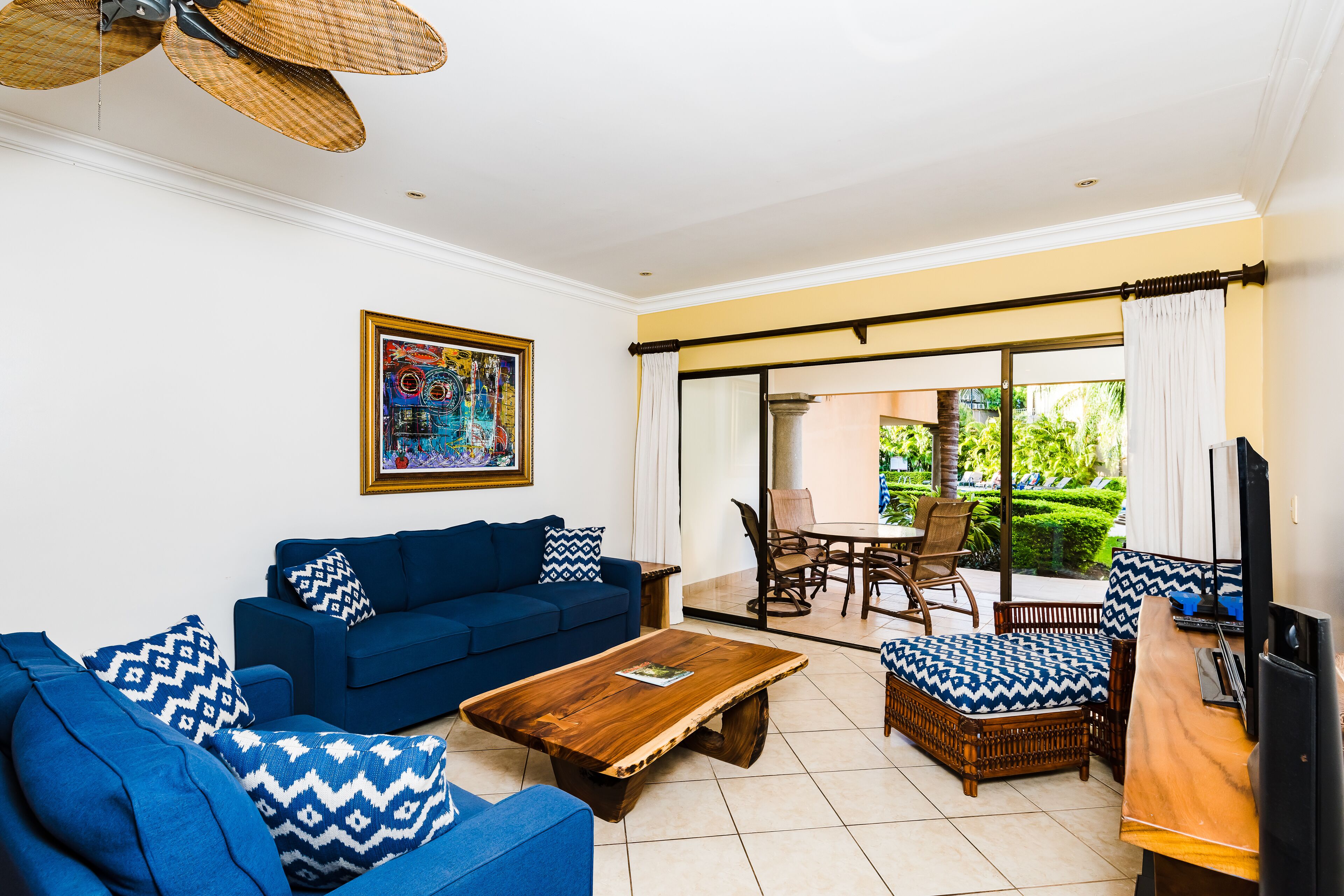 Pasos A La Playa - Tamarindo