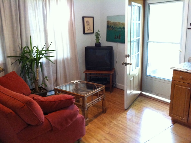 Riverkeeper Inn, Waterfront Property On The Potomac River - Virginia