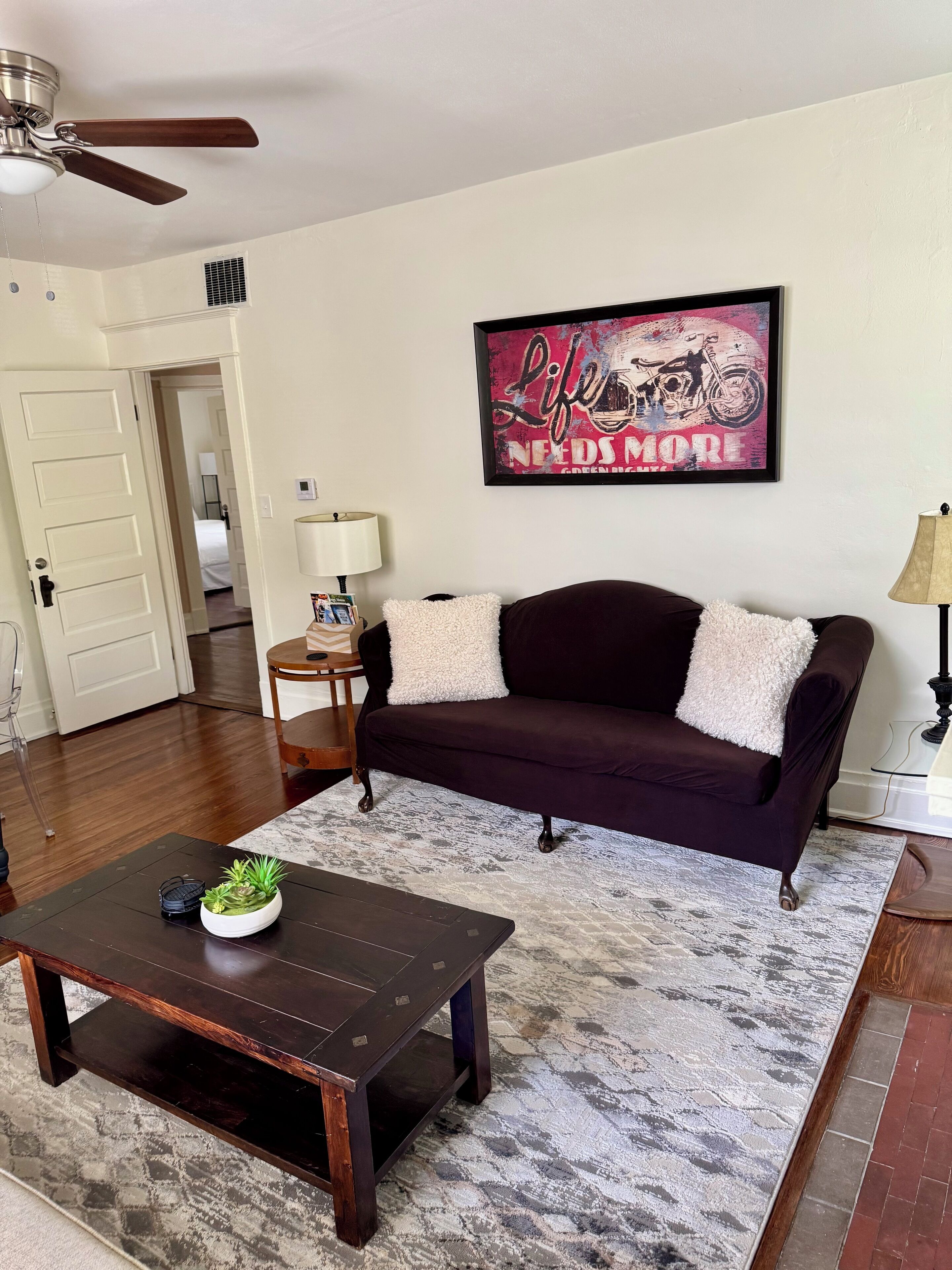 #2 Uab 2bd2bth In The Heart Of City - Alabama