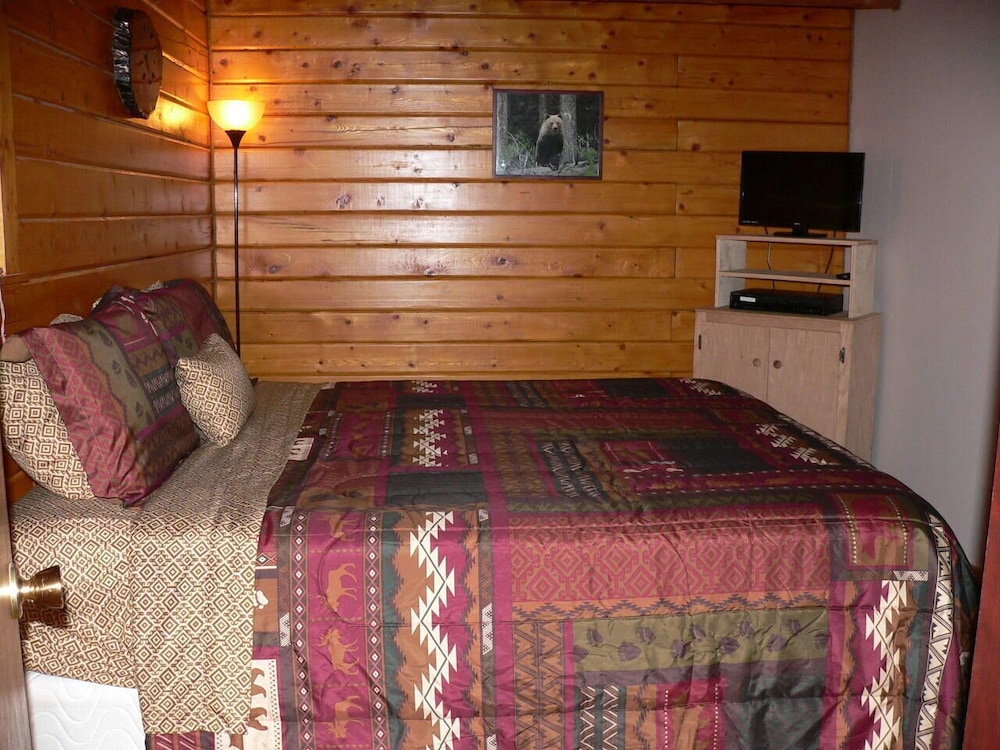 Cabin Getaway With Beautiful Views And Sleep With Elk - Arizona
