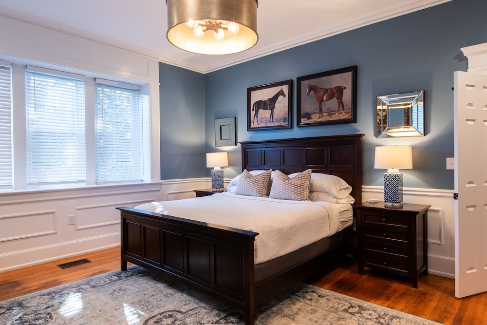 Bourbon Mansion 3 Story Walk To Restaurants Park - 루이빌