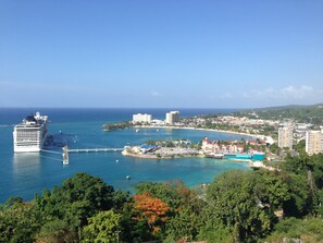 PENTHOUSE ON THE RIDGE - Ocho Rios | Vrbo