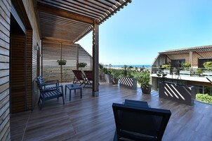 Suite Superior, 1 cama king-size e sofá-cama | Terraço/pátio interior