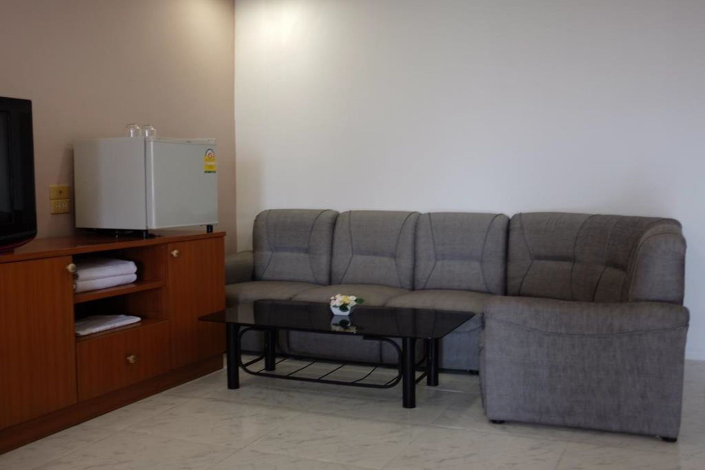 Quarto Superior | Sala de estar | Televisor LCD de 32 polegadas com canais digitais, televisor 