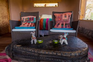 Quarto Duplo Superior, 1 quarto, banheira de hidromassagem | Secretária, quartos insonorizados, Wi-fi grátis