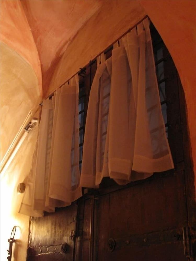 A Romantic Flat In An Historical Building - Rome