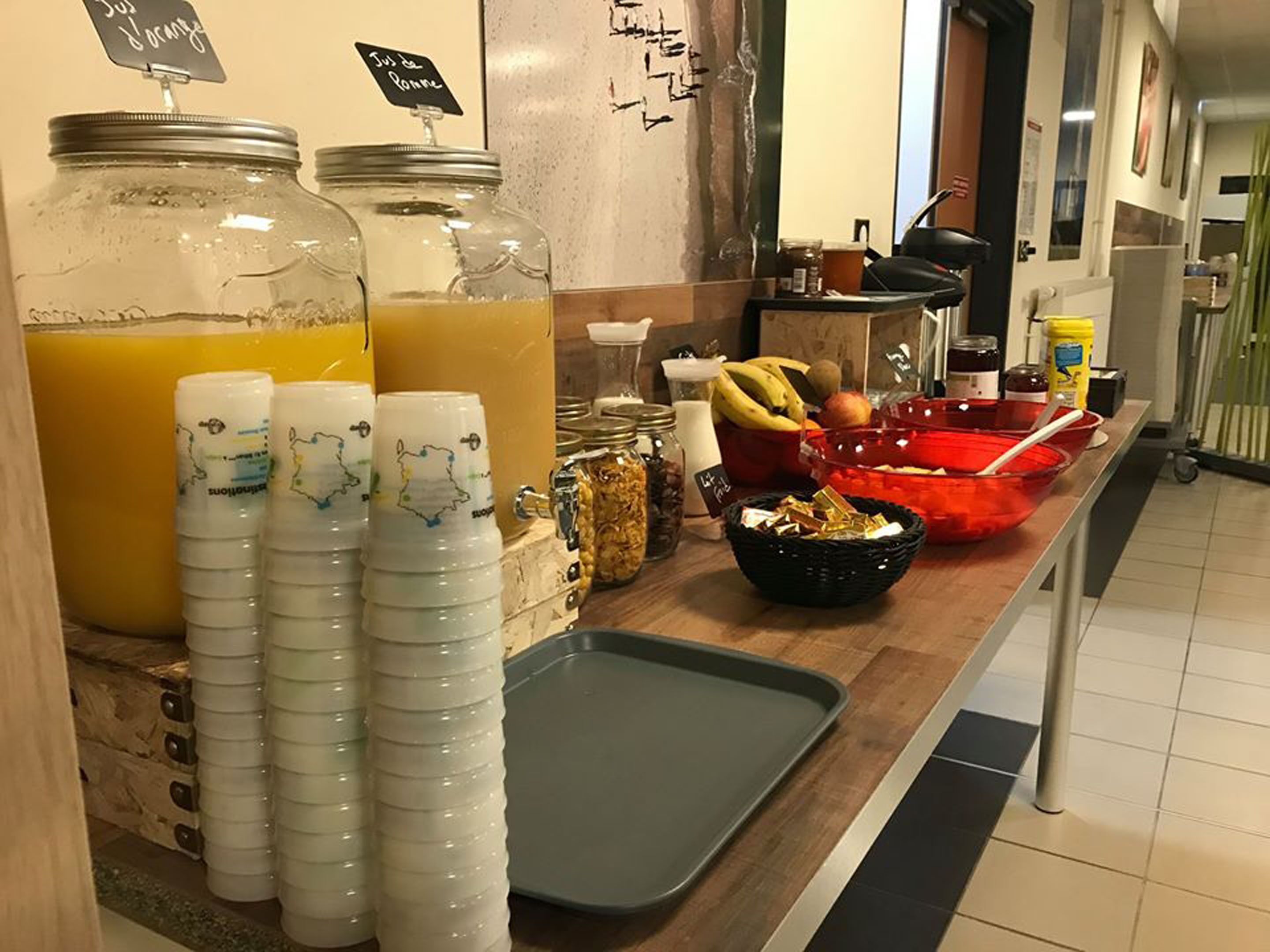 Buffet de pequeno-almoço