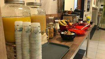 Buffet de pequeno-almoço