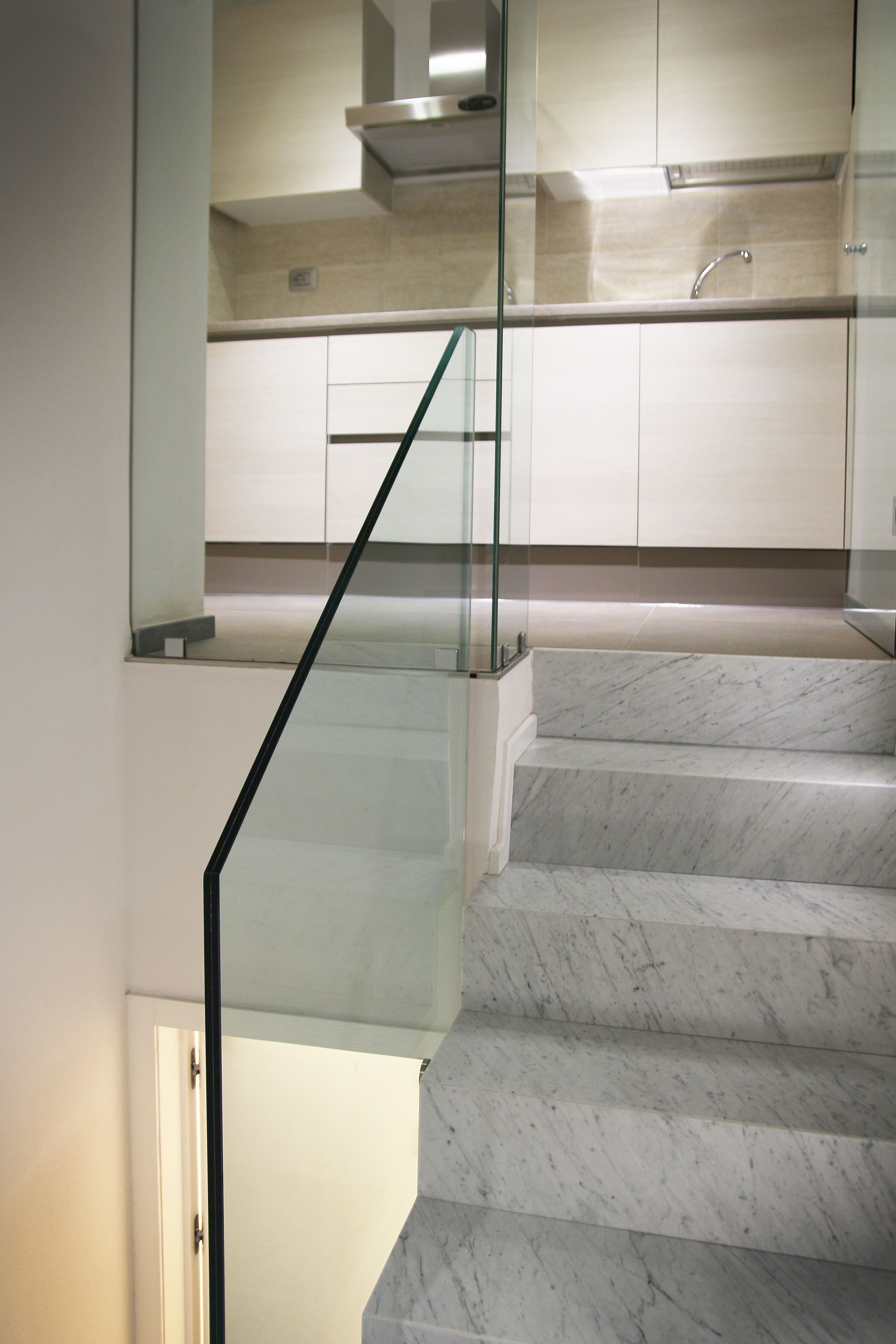 Quarto Deluxe, cozinha | Kitchenette privada | Um frigorífico, uma chaleira elétrica 