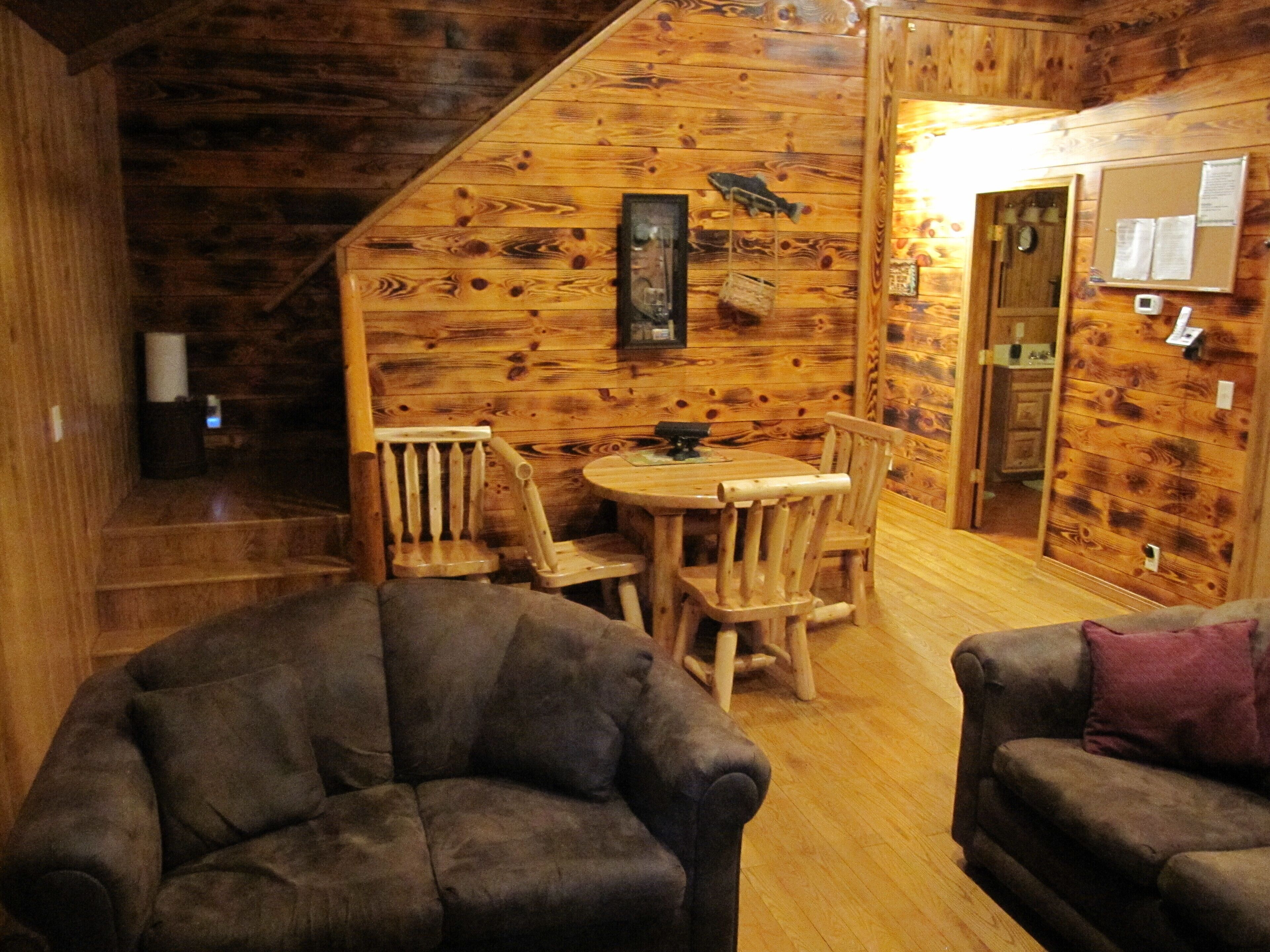 Maple Ridge Cabin  Private Forest Retreat Near Pictured Rocks Sleeps 12 - Michigan