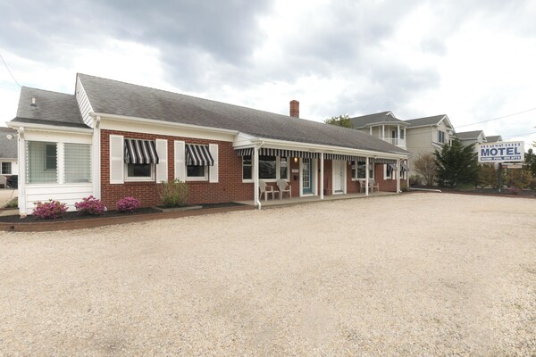 Broadway Court Motel - Point Pleasant Beach, NJ