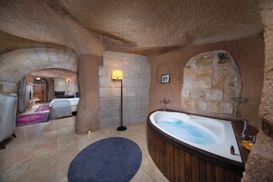 Family Suites | Banheira de hidromassagem