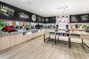 Pequeno-almoço tipo buffet diário incluído 