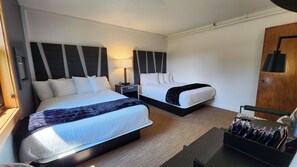 Quarto Standard, 2 camas queen-size | 1 quarto, com decoração personalizada, Wi-fi grátis 