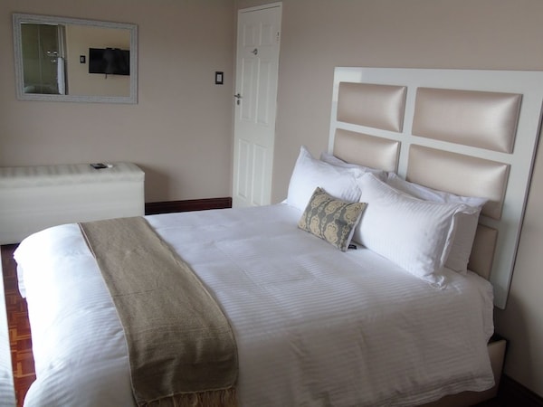 The Musafer Travel Lodge - Pietermaritzburg