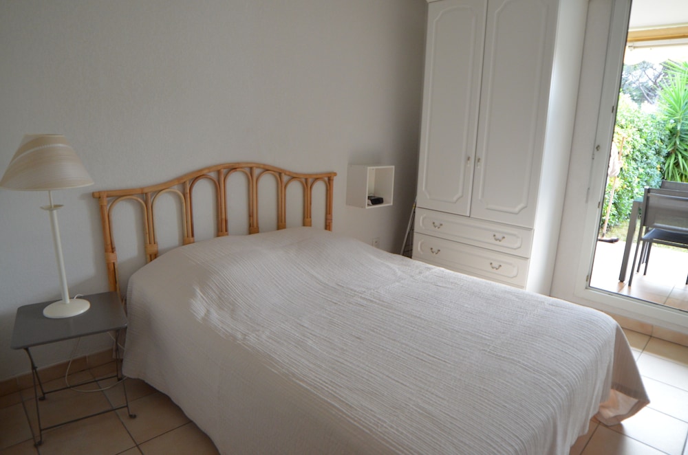 2-kamer Appartement In Zuid-la Ciotat, Côte D'azur, Afgesloten Privégarage, Strand Op 200m. - La Ciotat