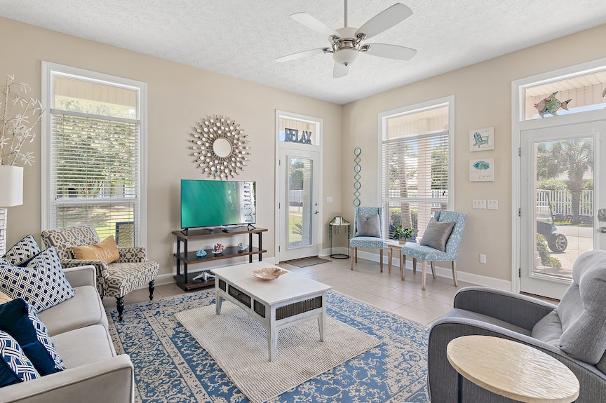 Quiet 3br House, Beachfront Pool, Private Beach - 데스틴