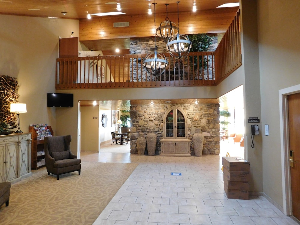 Egg Harbor Getaway - Landmark Resort - Cozy 1 Bedroom Wood-view! - Egg Harbor, WI