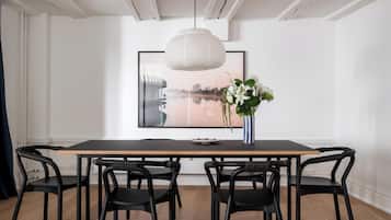 Televisor de ecrã plano de 40 polegadas com canais digitais, televisor