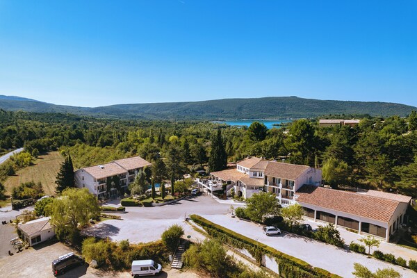 Hôtel Restaurant L'ermitage - Moustiers-Sainte-Marie