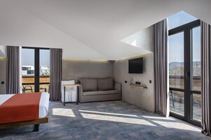 Terrace LUX-King/Twin Beds | Cofre no quarto, quartos insonorizados, ferro/tábua de engomar