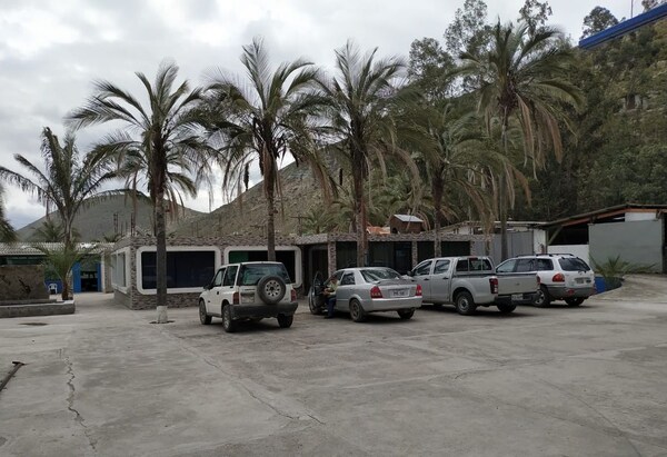 Hostal Davinci Mitad Del Mundo - Quito