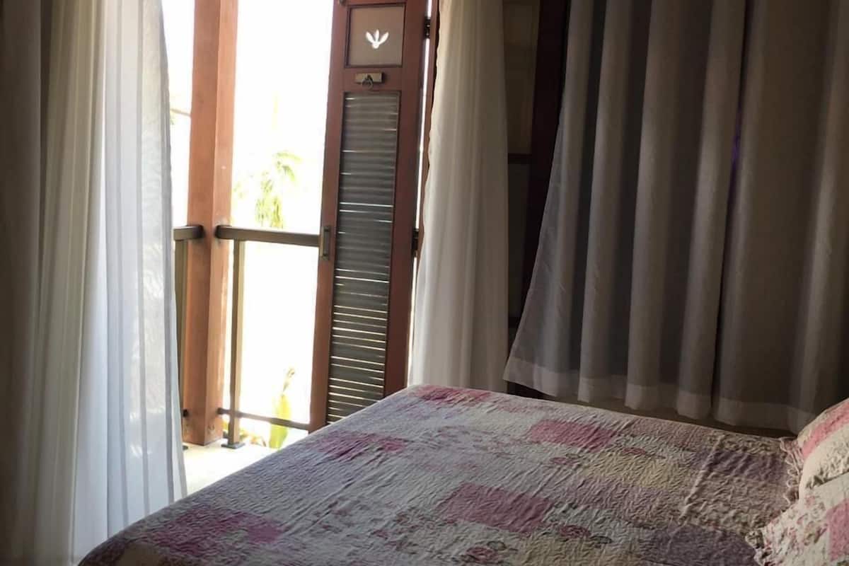 Frigobar, Wi-Fi de cortesia, roupa de cama