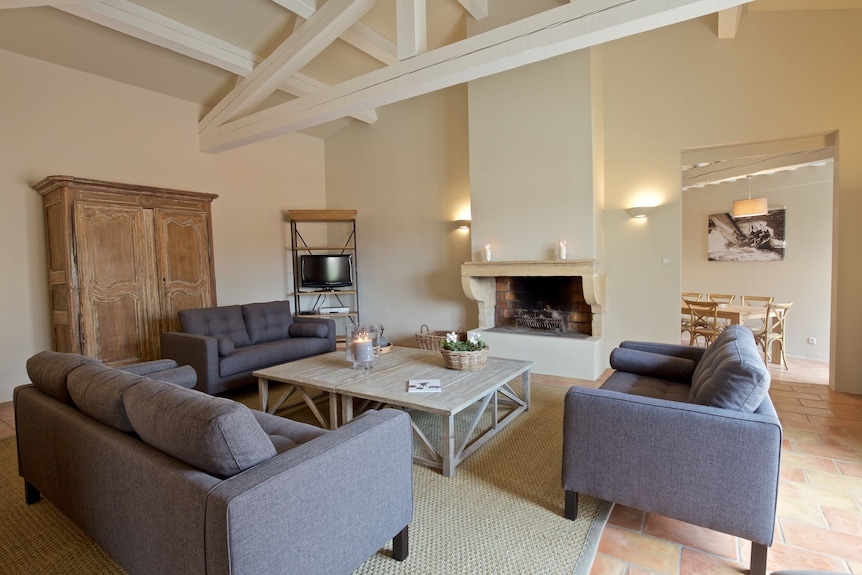 Mooi Dorpshuis In Goult - Roussillon