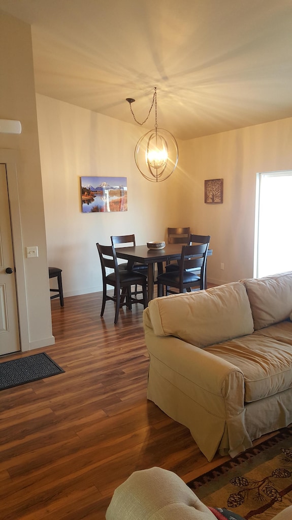 Three Bedroom, 2.5 Bath, Deck, Garage, W/d. - 博茲曼市