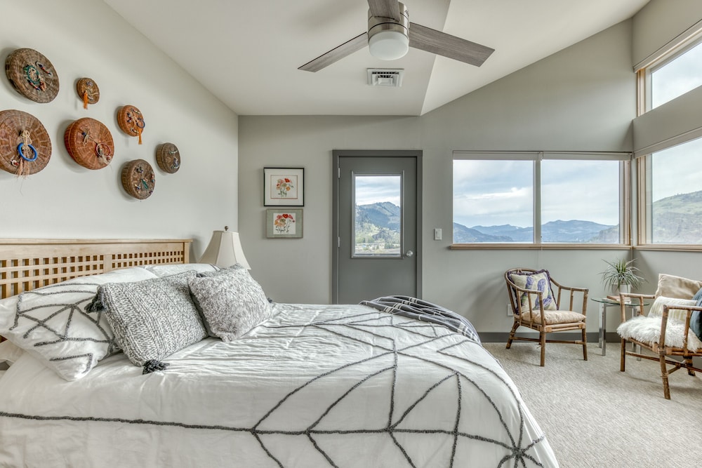 Spectacular Columbia River View + Easy Access To World Class Windsurfing/kiting - Hood River, OR
