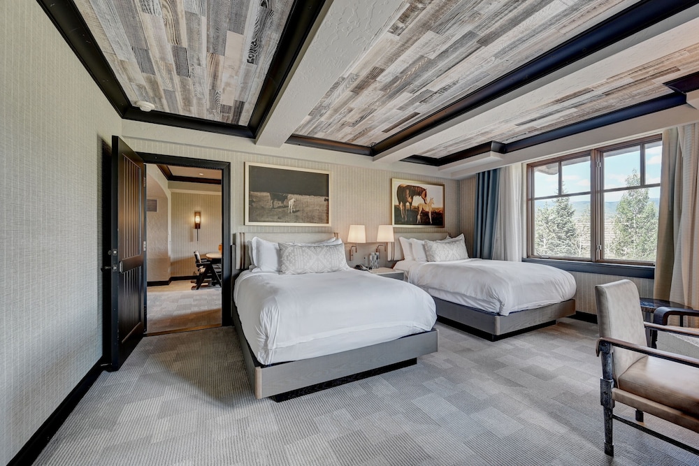 Luxury Ski In And Out Residence @Ritz-carlton With Balcony - Edwards, CO