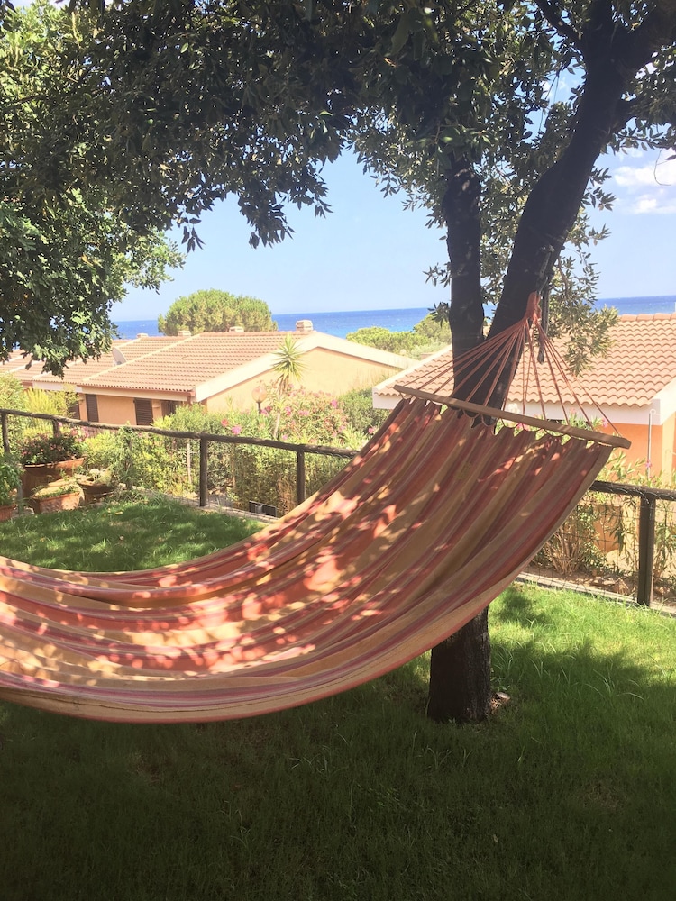 Incantevole Villetta Pochi Metri Dal Mare - Sardegna