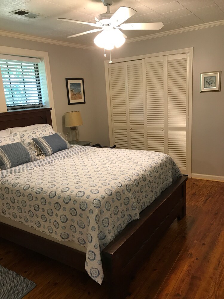 Hayden Cottage, Se Aceptan Mascotas, Porche Filtrado, A Pie De Playa - Pass Christian, MS