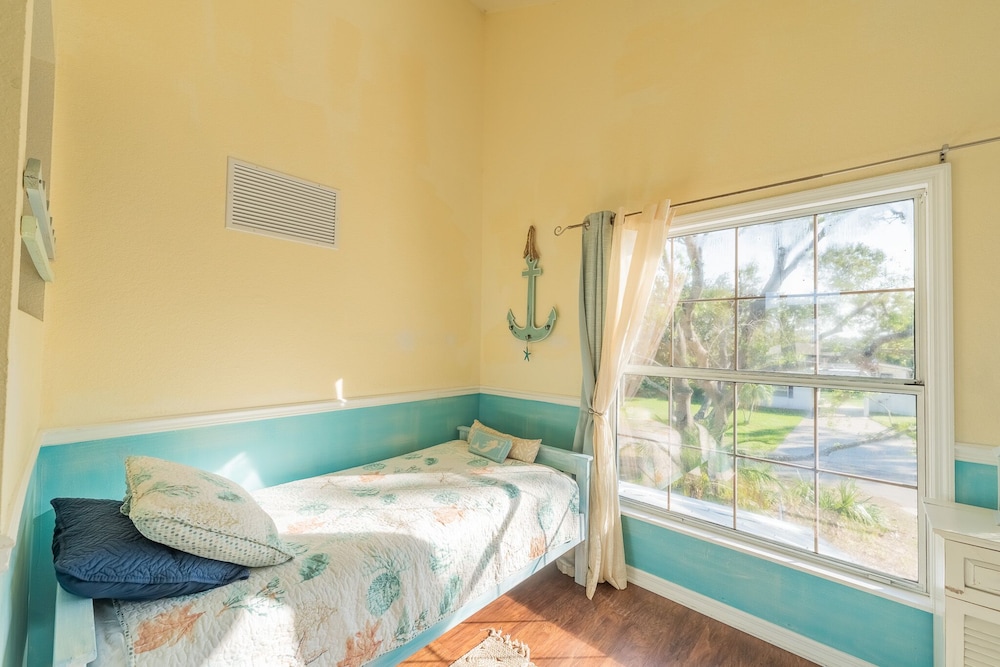 Manasota Key Dream Beach House - Venice, FL