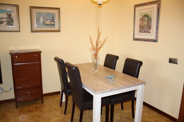 Live Madrid. 3 Chambres / 6 Personnes - Getafe
