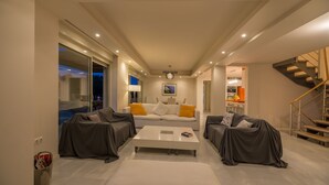 Villa, 4 quartos | Sala