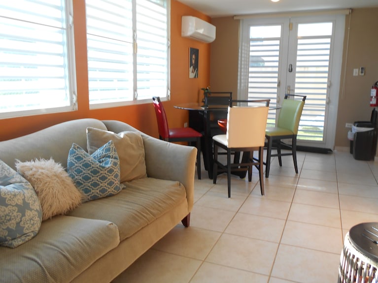 Casa Privada De 4 Dormitorios, Piscina, Cerca De La Playa Y La Selva Tropical. - Puerto Rico