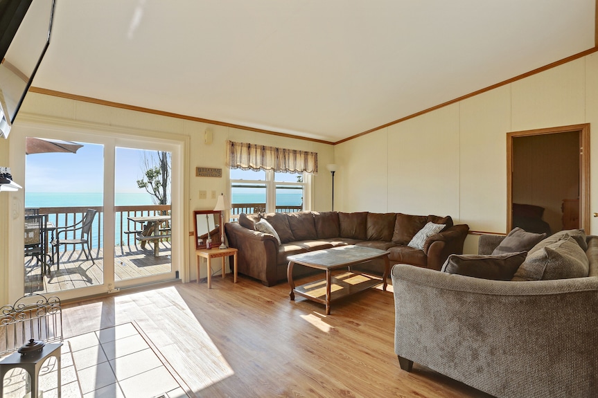 ホフコテージ-ビーチ沿い。 ビーチでの無料Wi-fi、バーベキューグリル、ファイヤーピット - ミシガン州