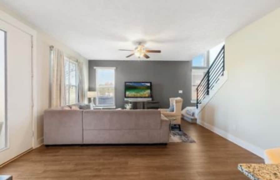 Townhome With Loft & Contemporary Flair! Convenient & Straight Route To A&m! - Texas