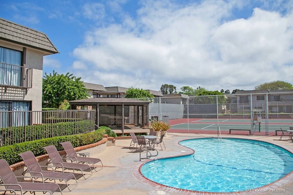 Beautiful Solana Beach Condo At Del Mar Beach Club - Rancho Santa Fe, CA