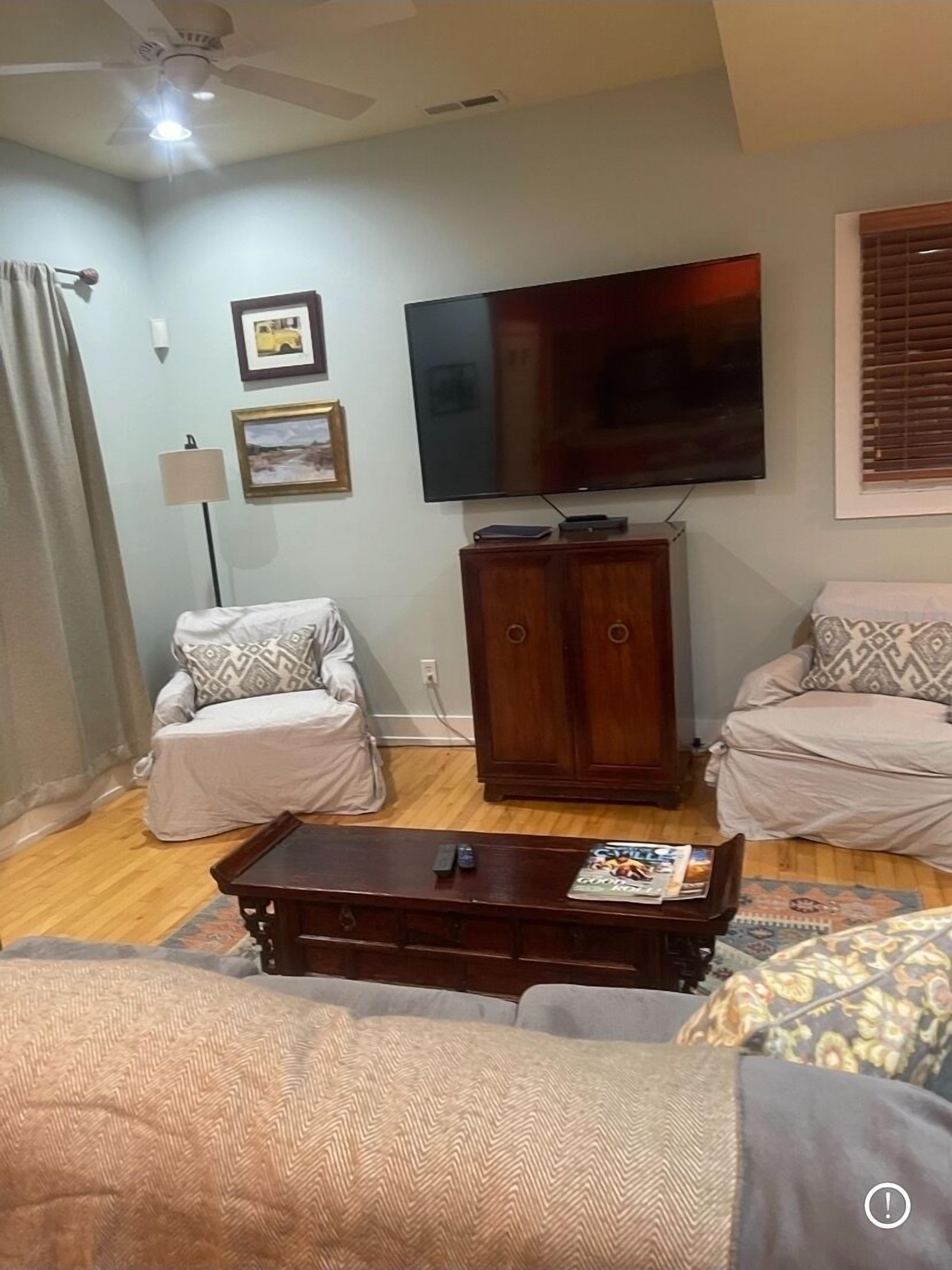 Downtown Mall Cottage Just Off Main St., Breweries/wineries 10-30min Drive - Charlottesville, VA