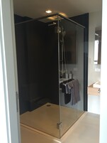 2 Bedroom Apartment | Duche na casa de banho