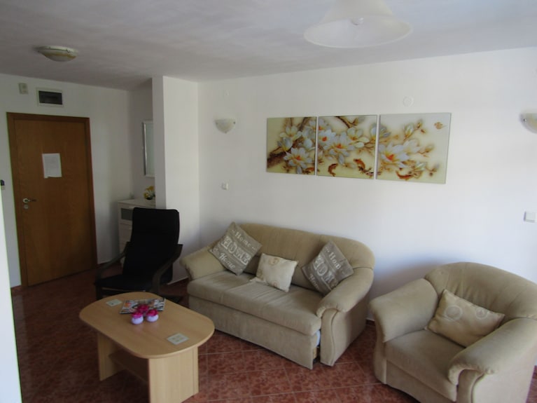 Große Luxus-wohnung In Einem Sehr Begehrten 4-sterne-komplex Innerhalb Von 5 Minuten - Bulgarien