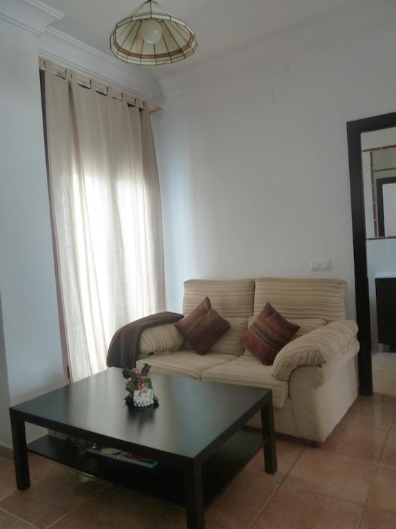 Apartamento Nuevo Y Acogedor De 2 Dormitorios - La Campana
